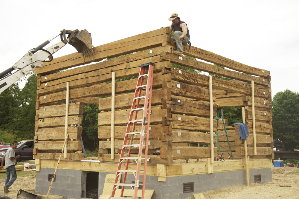 Log Cabin Fever – Season 1 – LGI Media